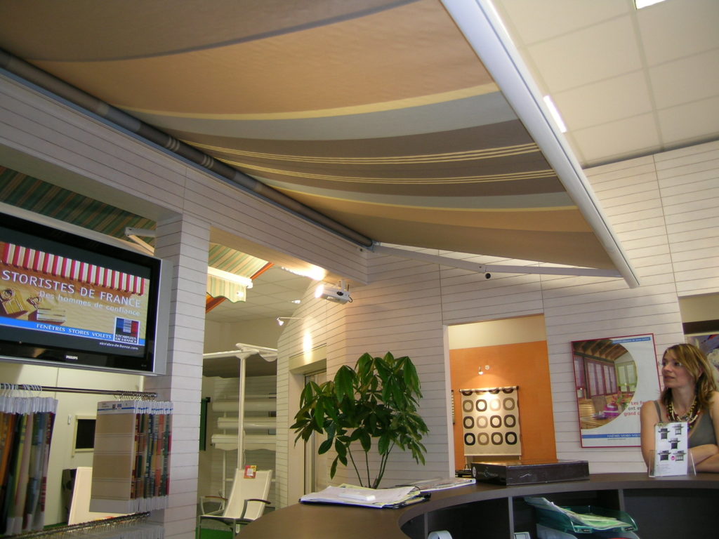 Showroom Midi Stores | Midi Stores